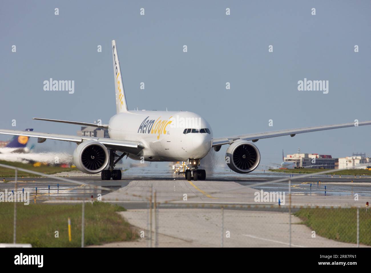 AeroLogic Boeing 777F, D-AALF, Taxiing for Takeoff at Pearson Airport ...