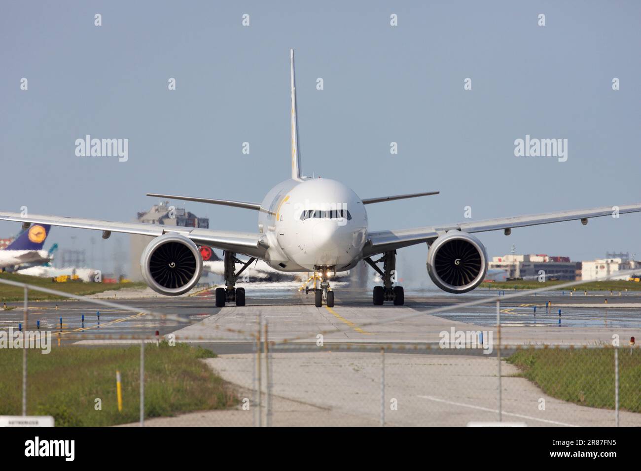 AeroLogic Boeing 777F, D-AALF, Taxiing for Takeoff at Pearson Airport ...