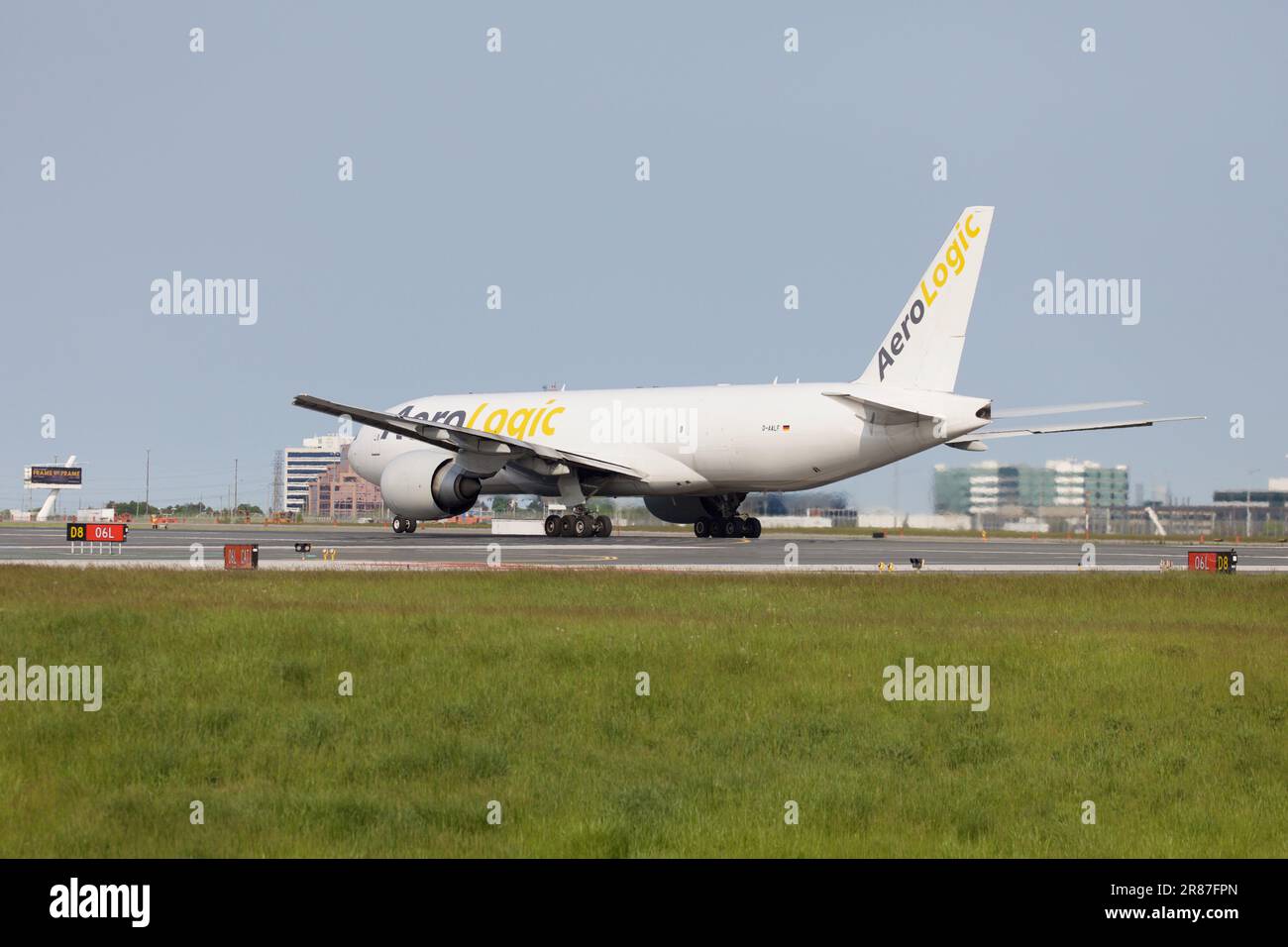 AeroLogic Boeing 777F, D-AALF, Taxiing for Takeoff at Pearson Airport ...