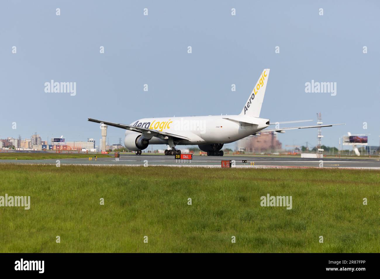 AeroLogic Boeing 777F, D-AALF, Taxiing for Takeoff at Pearson Airport ...