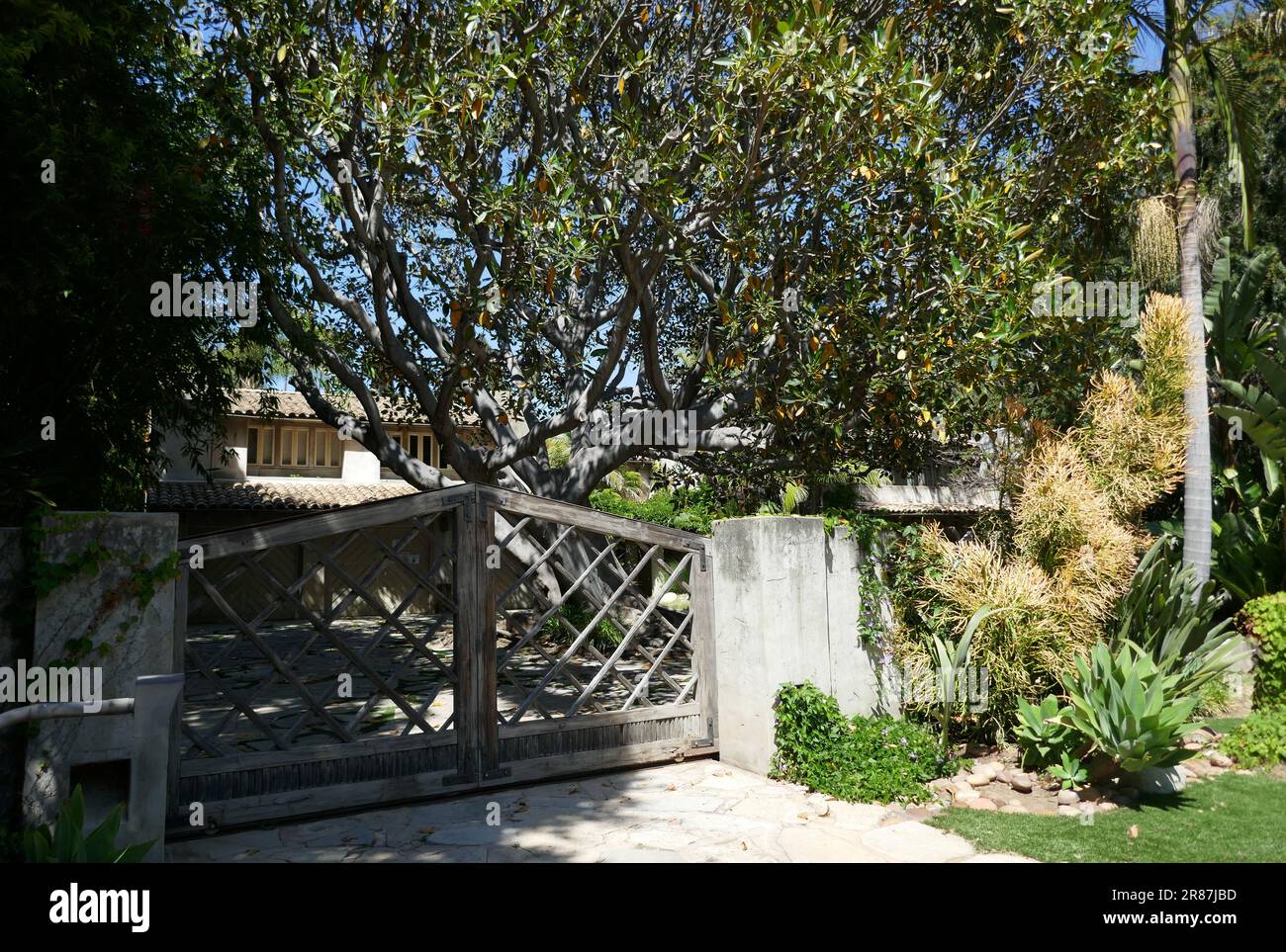 Beverly Hills, California, USA 17th June 2023 Actor John Gavin and ...