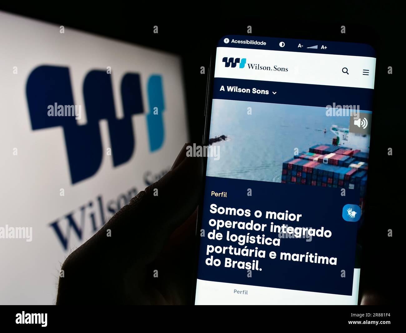 Wilson sons logo hi-res stock photography and images - Alamy