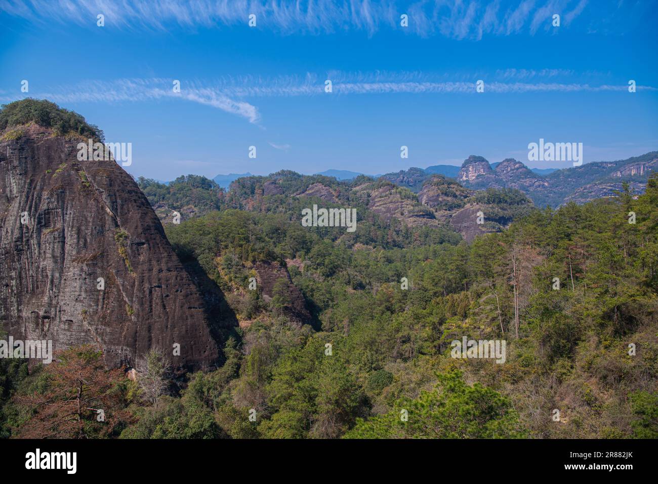 Scenic landscape of Wuyi Mountains peaks and the River of Nine Bends ...
