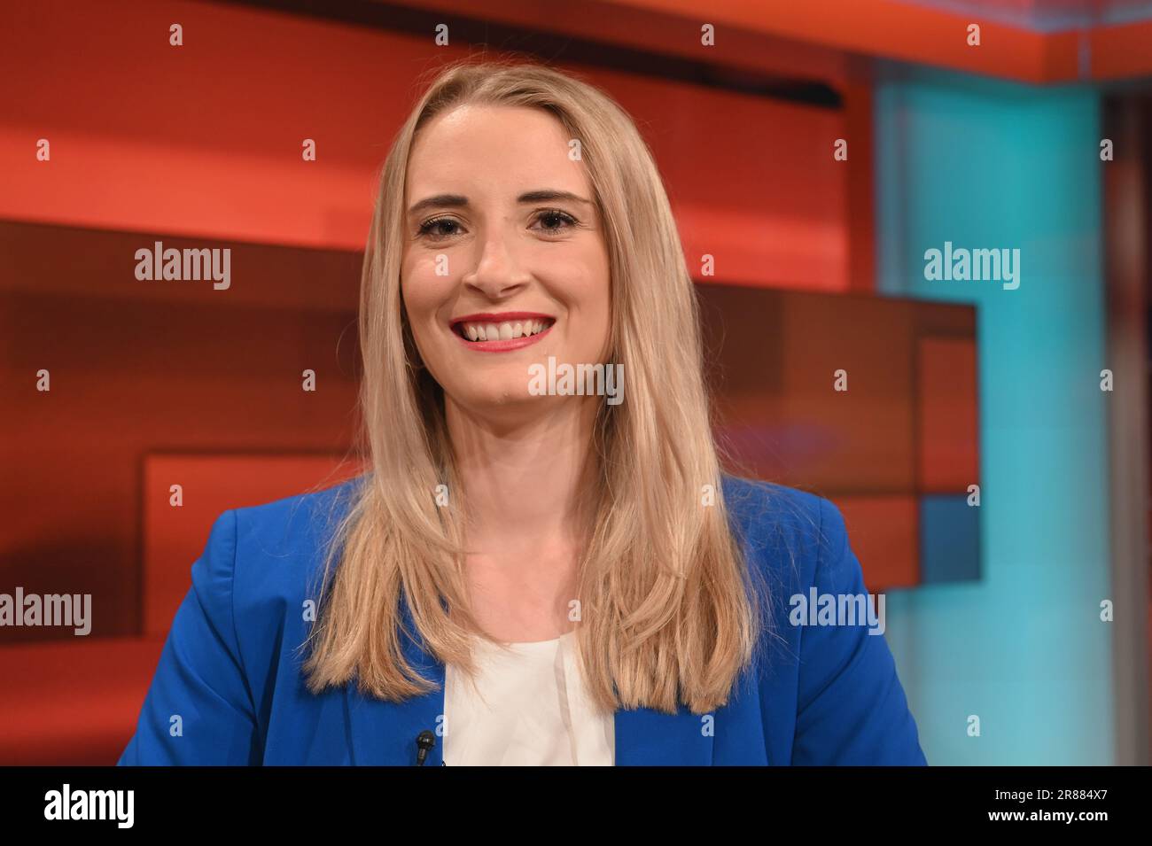 Lisa schafer hi-res stock photography and images - Alamy