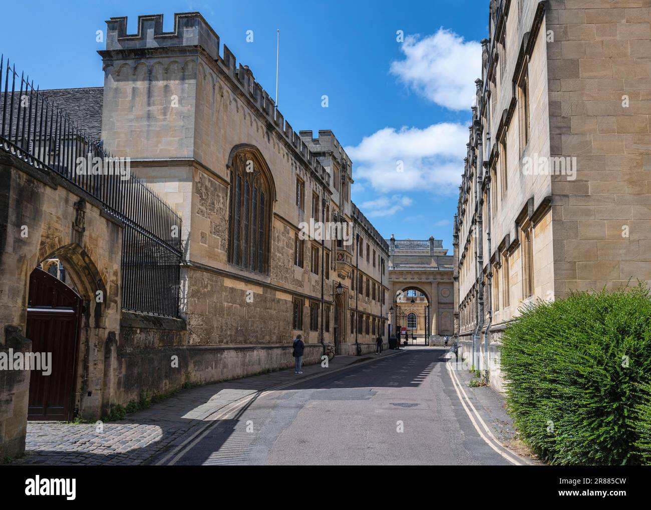Merton Street in the Old Town of Oxford, Corpus Christi College on the ...