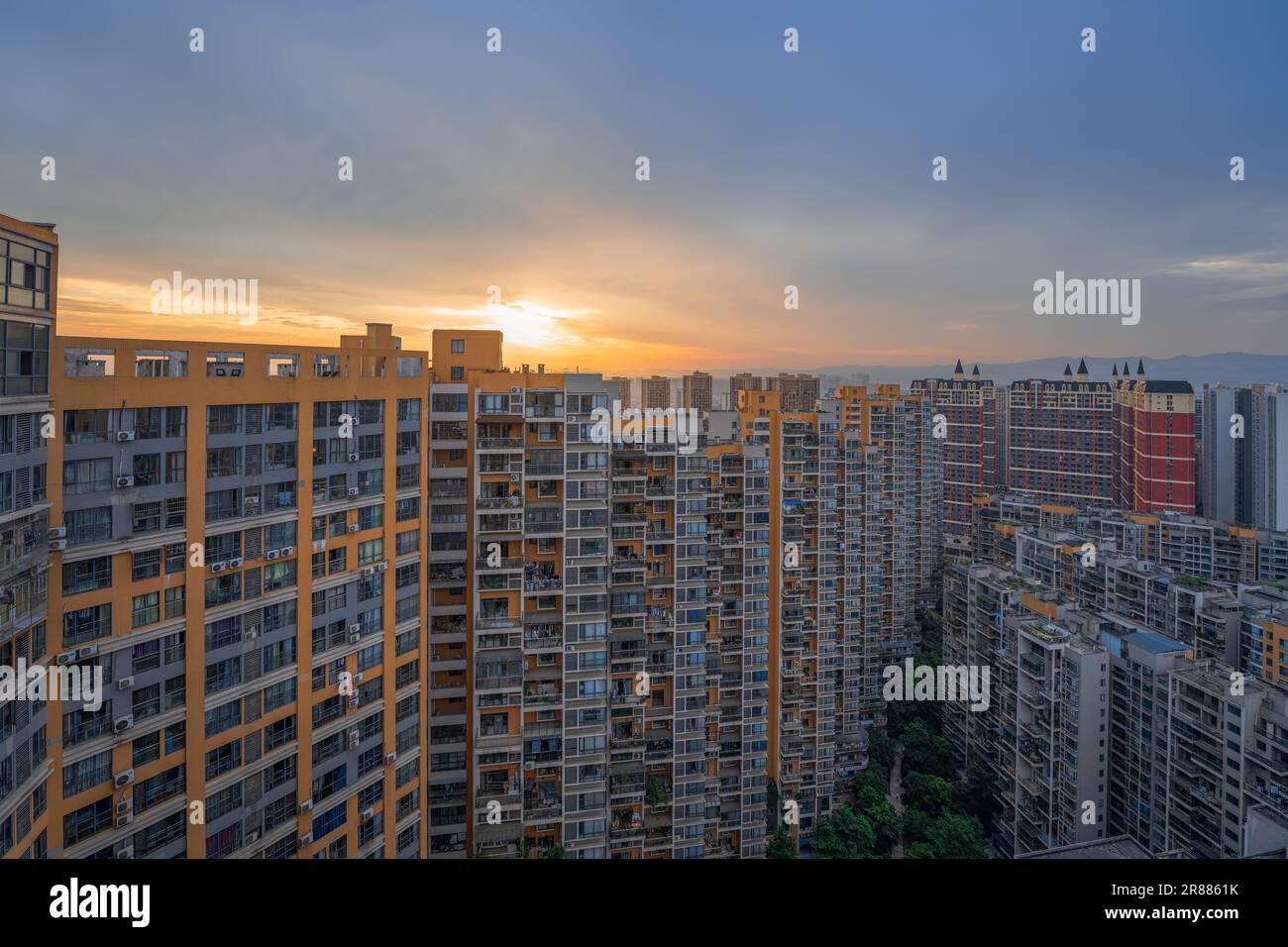 Residential serenity hi-res stock photography and images - Alamy