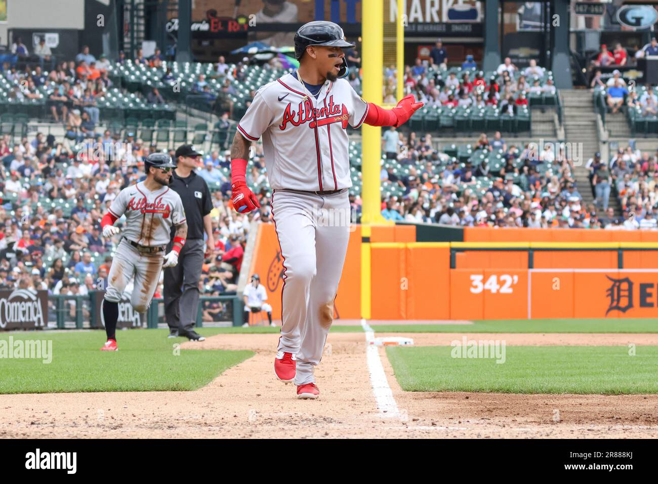 DETROIT, MI - JUNE 14: Atlanta Braves shortstop Orlando Arcia (11) runs ...