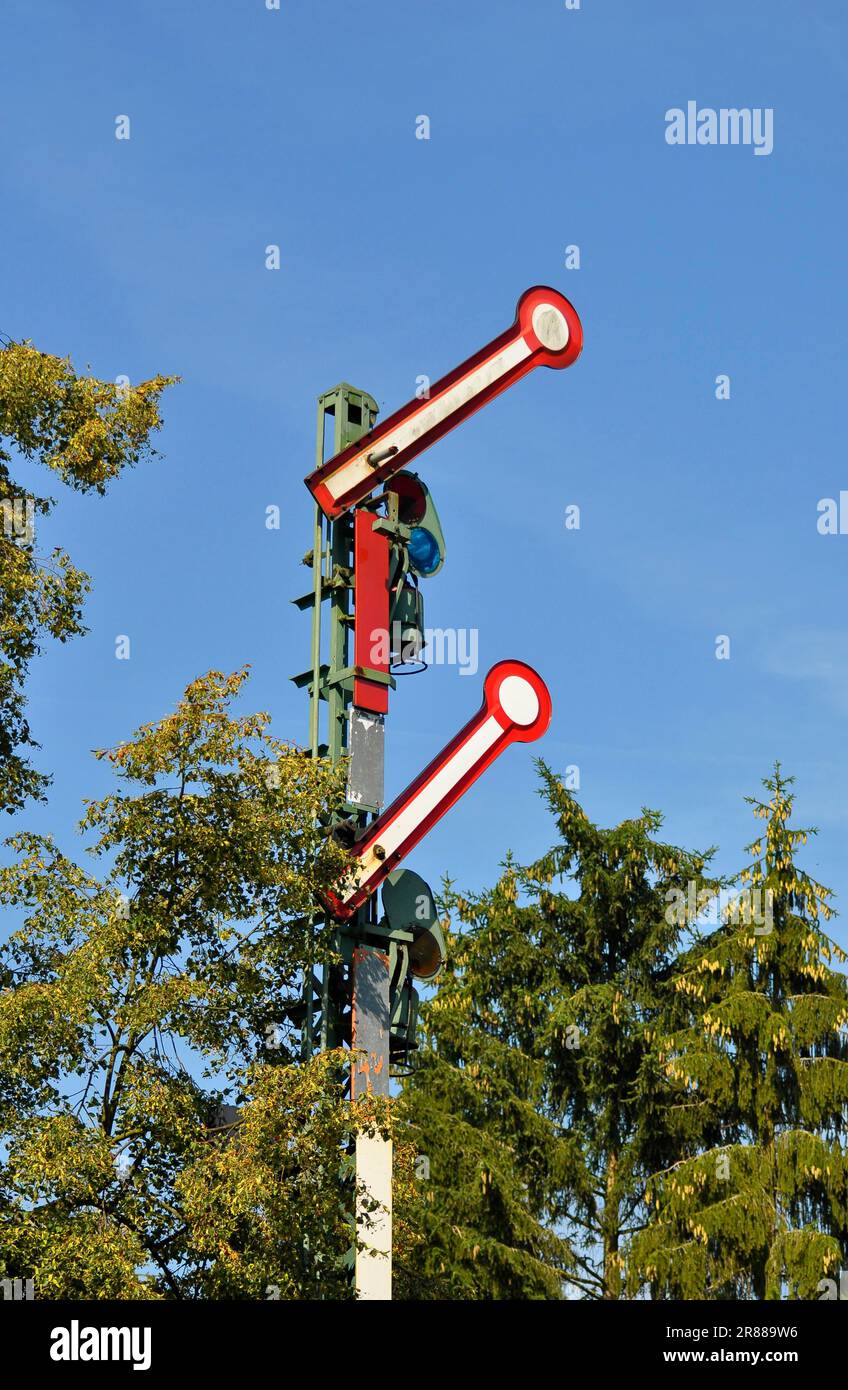 Sign : Railway main signal Stock Photo - Alamy