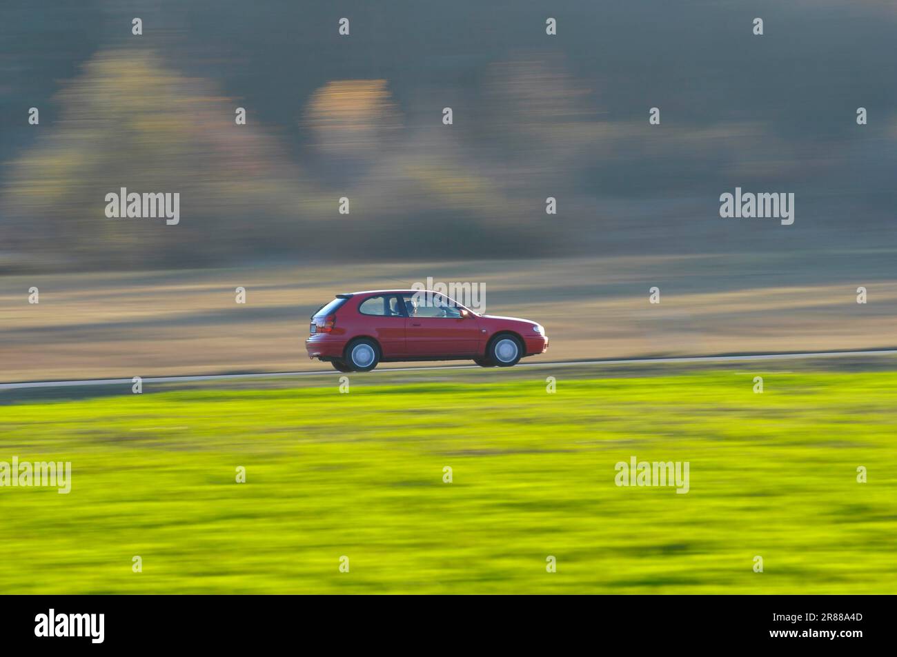 Blurred field effect hi-res stock photography and images - Alamy