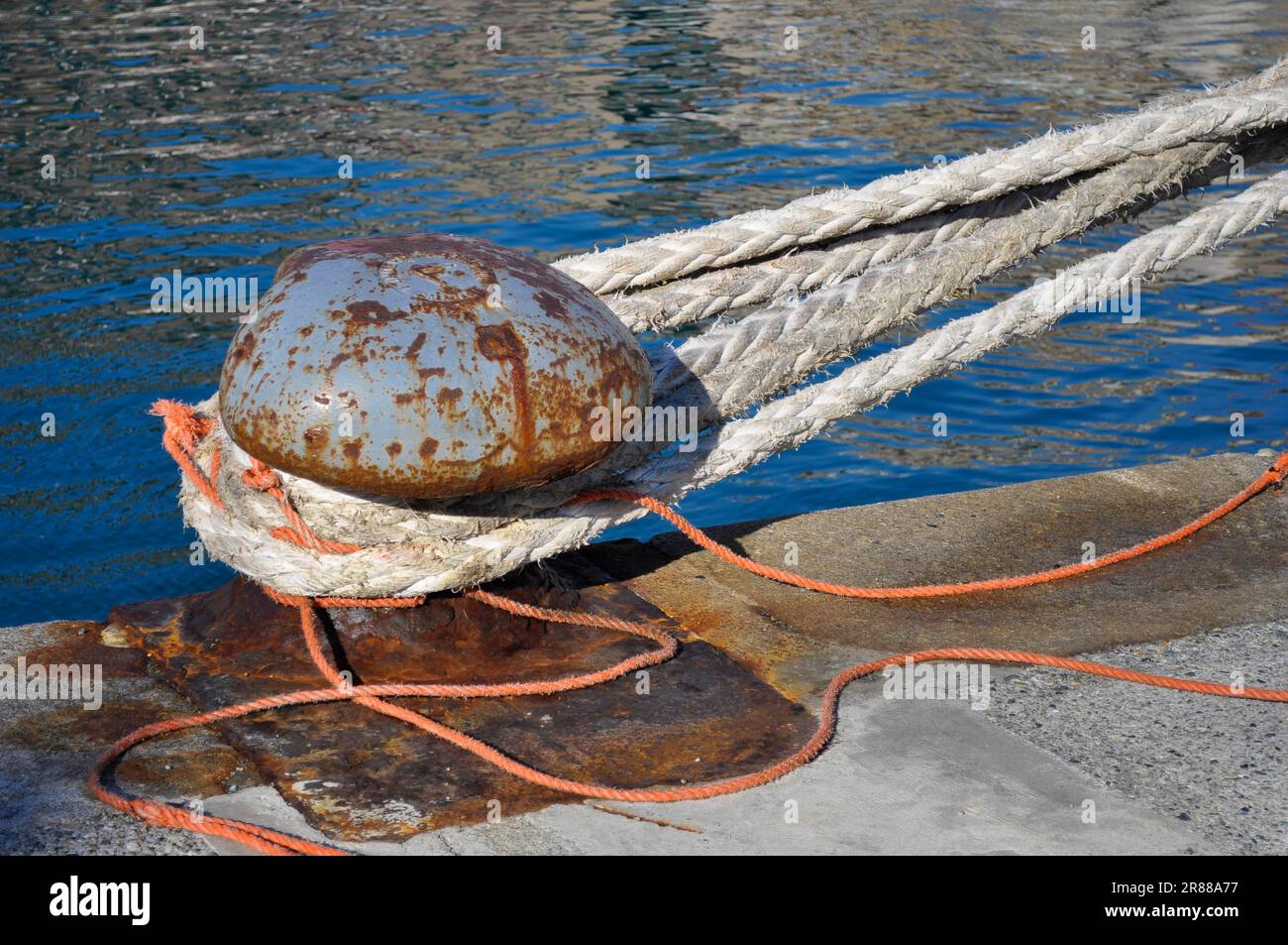 Port, bollard for cruise ship, ropes Stock Photo - Alamy