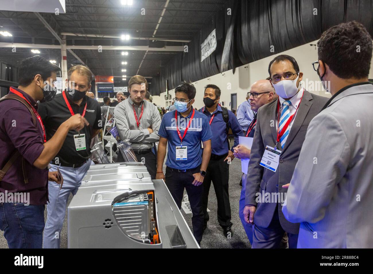 Electric and hybrid vehicle expo hi-res stock photography and images ...