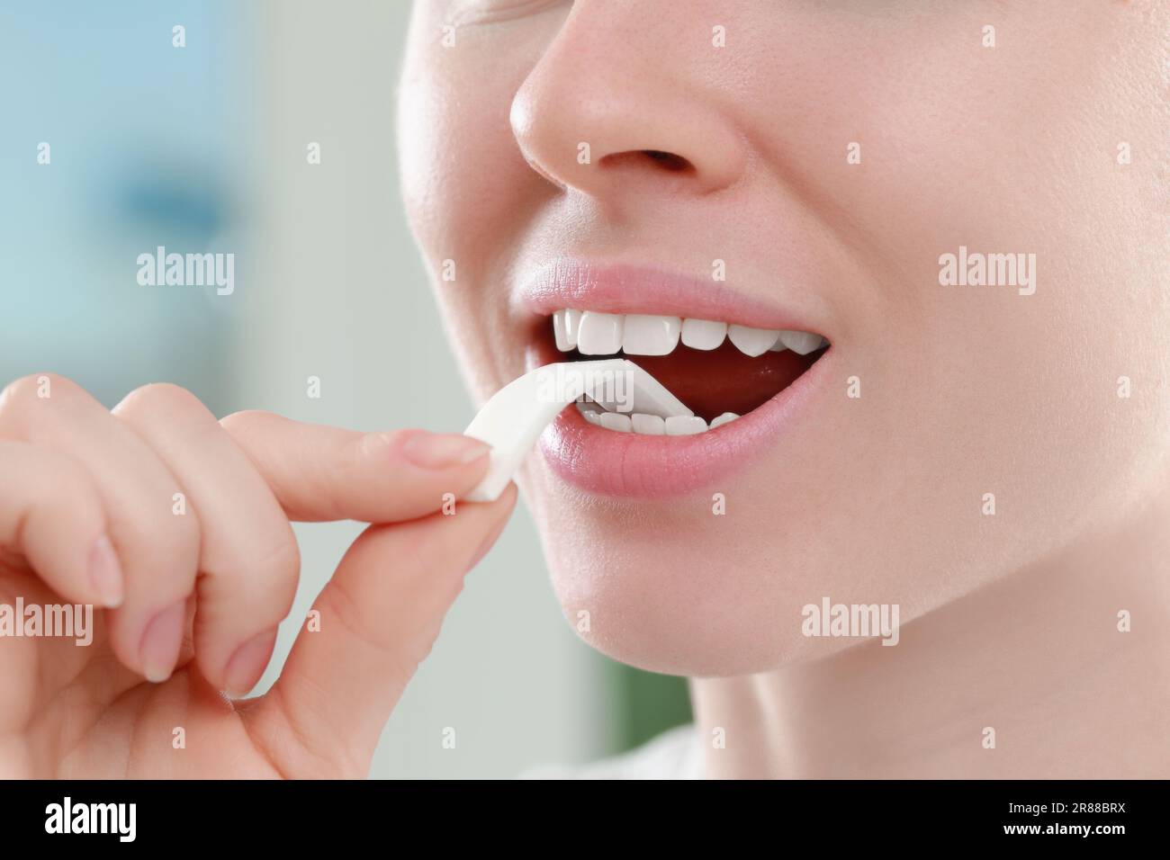 Piece of gum hand hi-res stock photography and images - Alamy