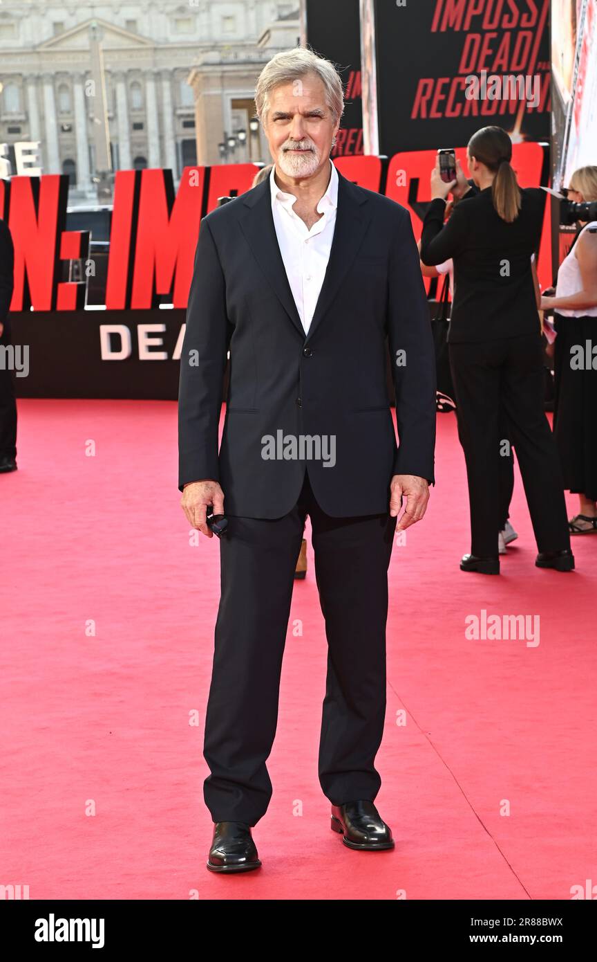 Henry Czerny World premiere of the movie -Mission: Impossible - Dead ...