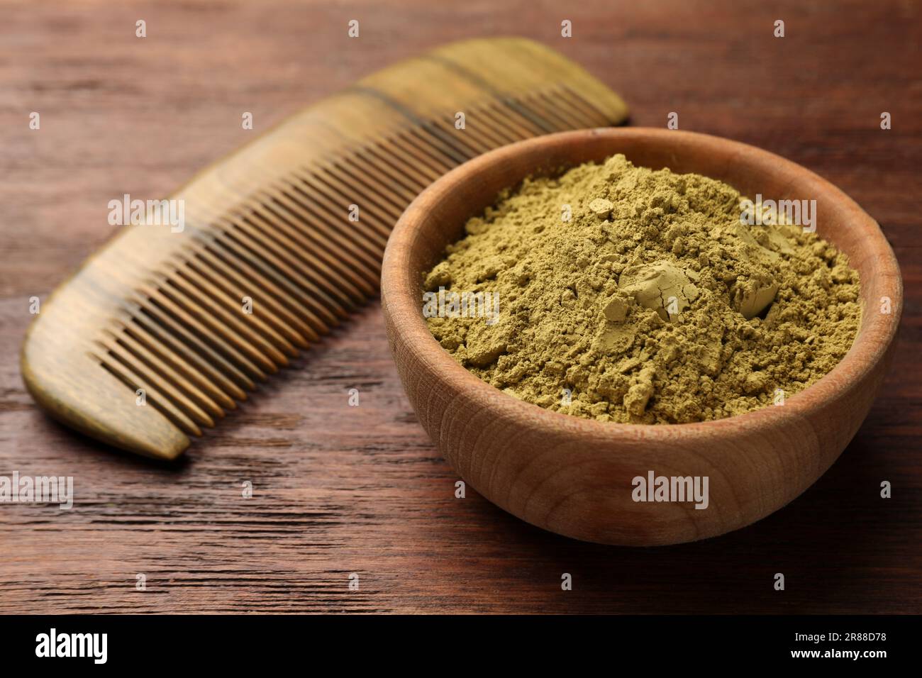 Henna comb hi-res stock photography and images - Alamy