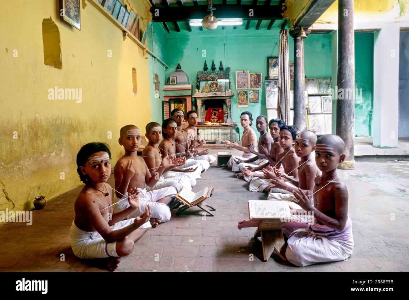 Reciting Vedas Hindu scripture, Vedic school in Kumbakonam, Tamil Nadu ...