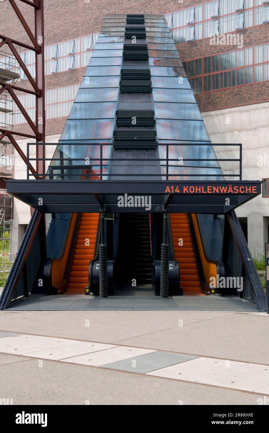 Visitor Centre, Zollverein Colliery Industrial Monument, Essen, Ruhr ...