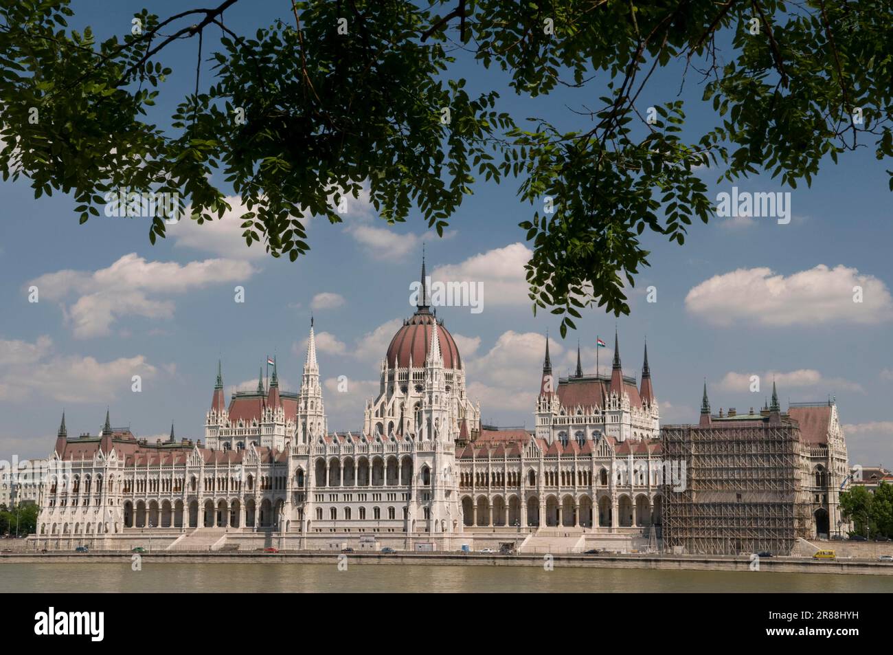 Building danube river hi-res stock photography and images - Alamy