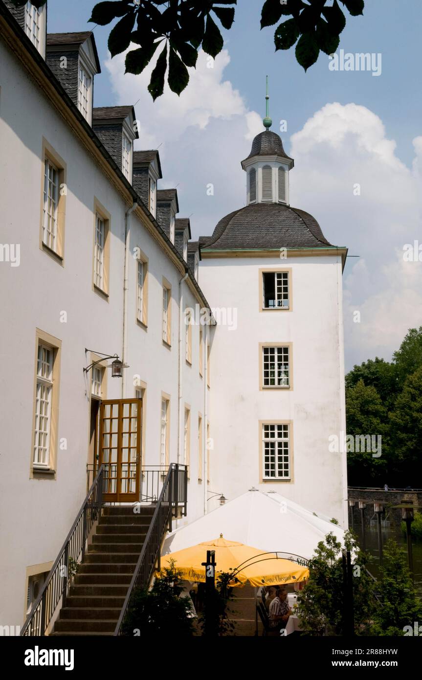 Borbeck moated castle hi-res stock photography and images - Alamy