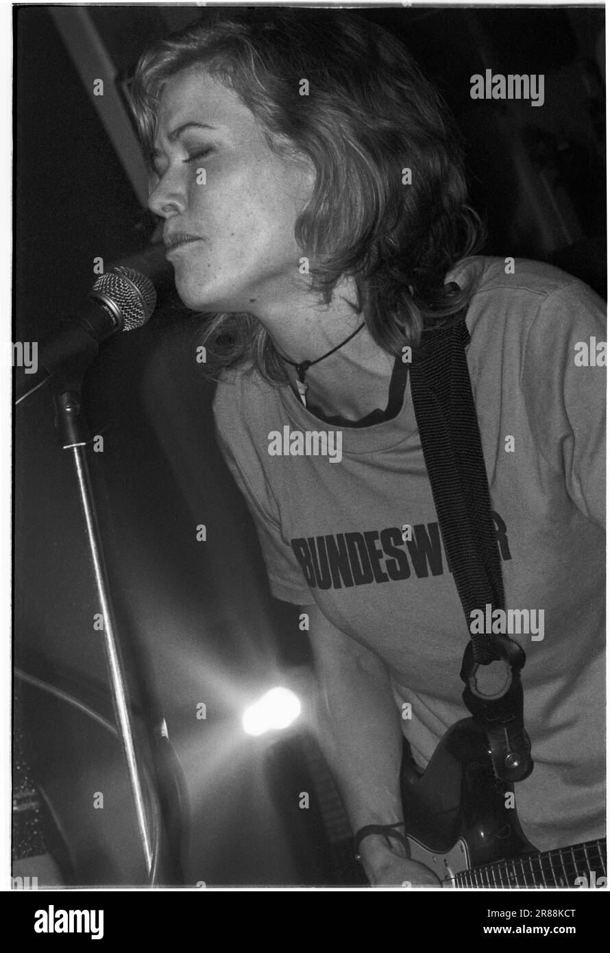 Cerys matthews Black and White Stock Photos & Images - Alamy