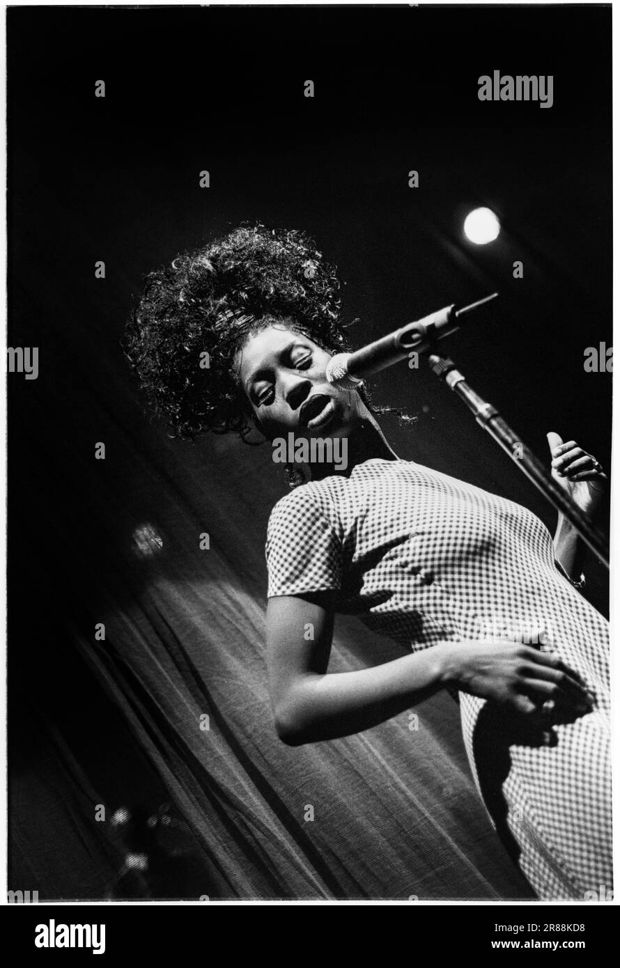 Heather small singer Cut Out Stock Images & Pictures - Alamy