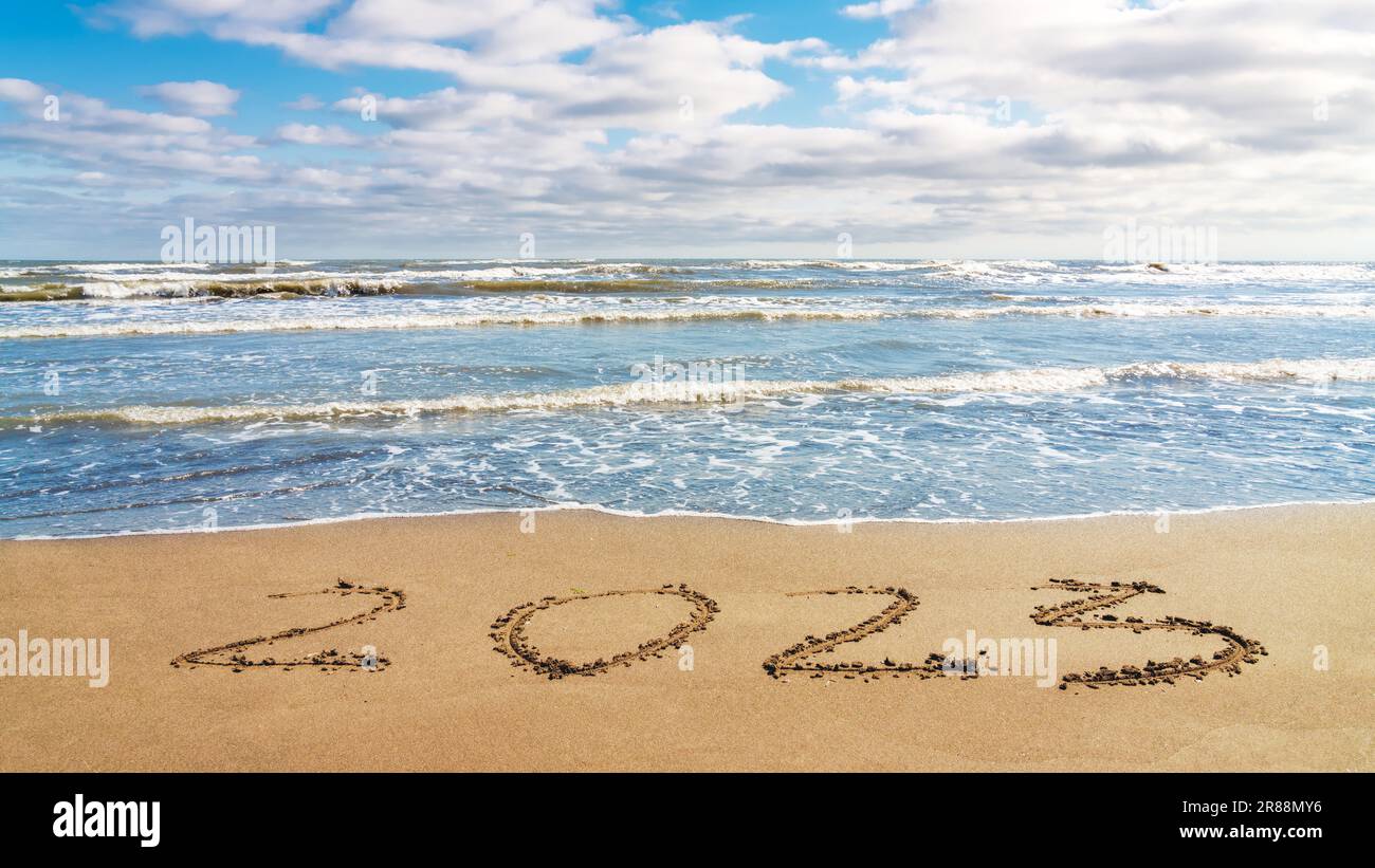 2023 surf hi-res stock photography and images - Alamy