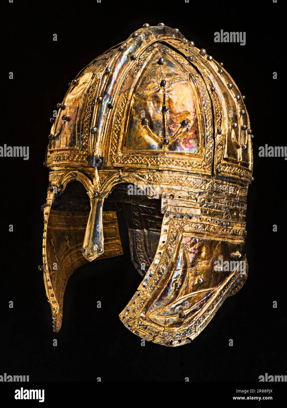Ancien Roman Golden Helmet Stock Photo - Alamy