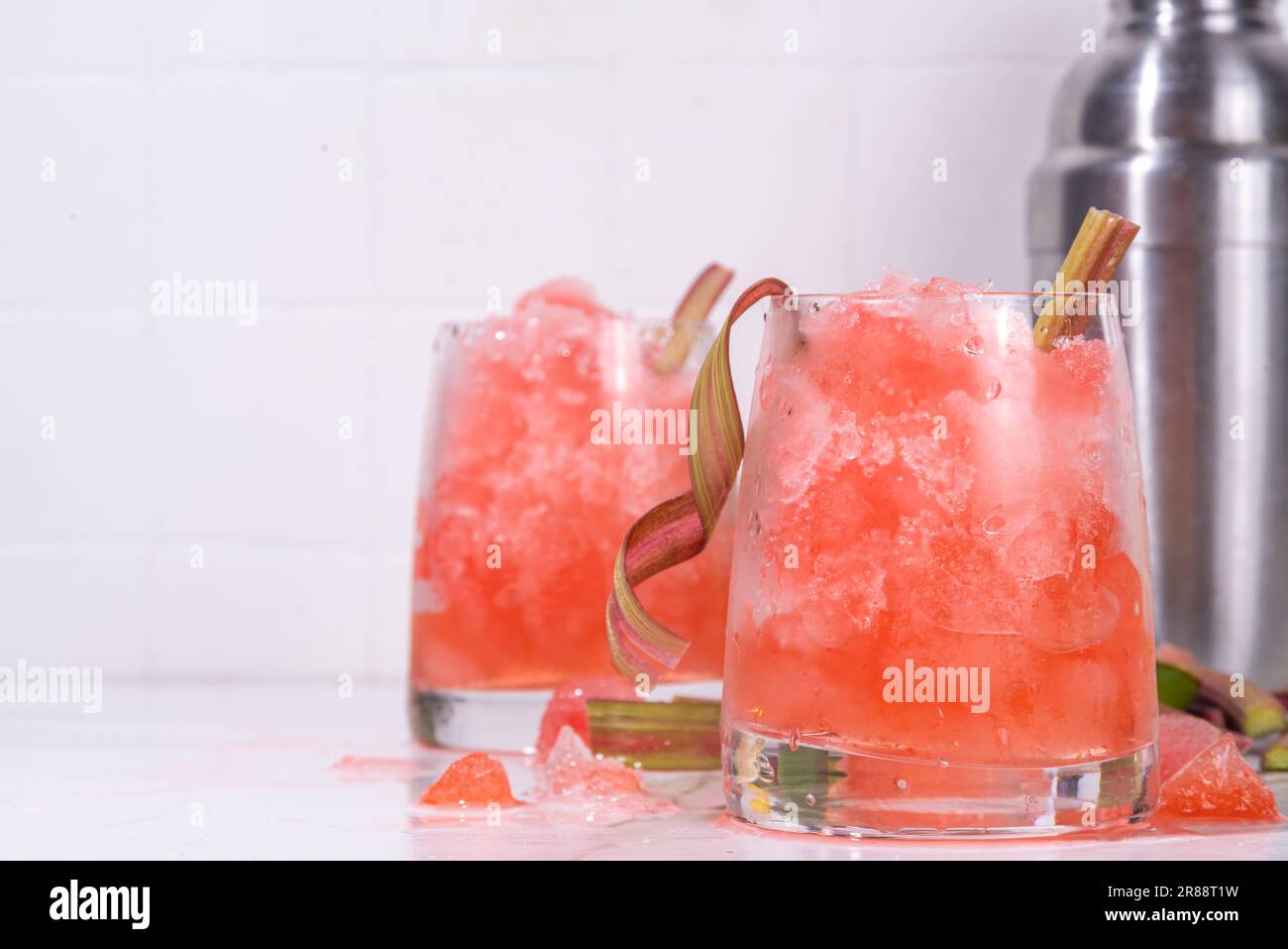 Refreshing summer rhubarb sour fizz cocktail, frozen fizz cocktail ...