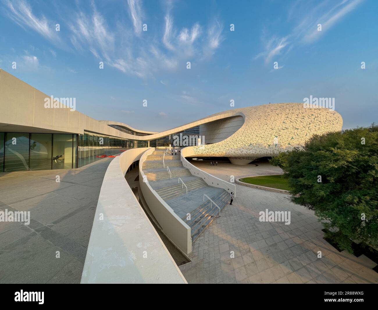 Beautiful architecture of Qatar Foundation Mosque in Education City ...