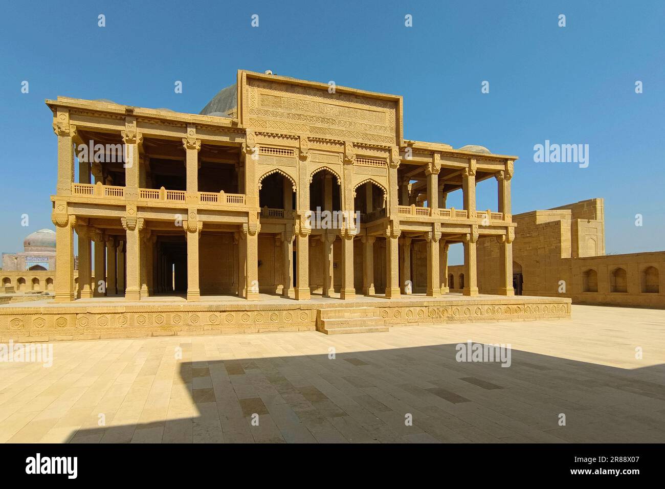 Ancient mausoleum and tombs at Makli Hill in Thatta, Pakistan ...