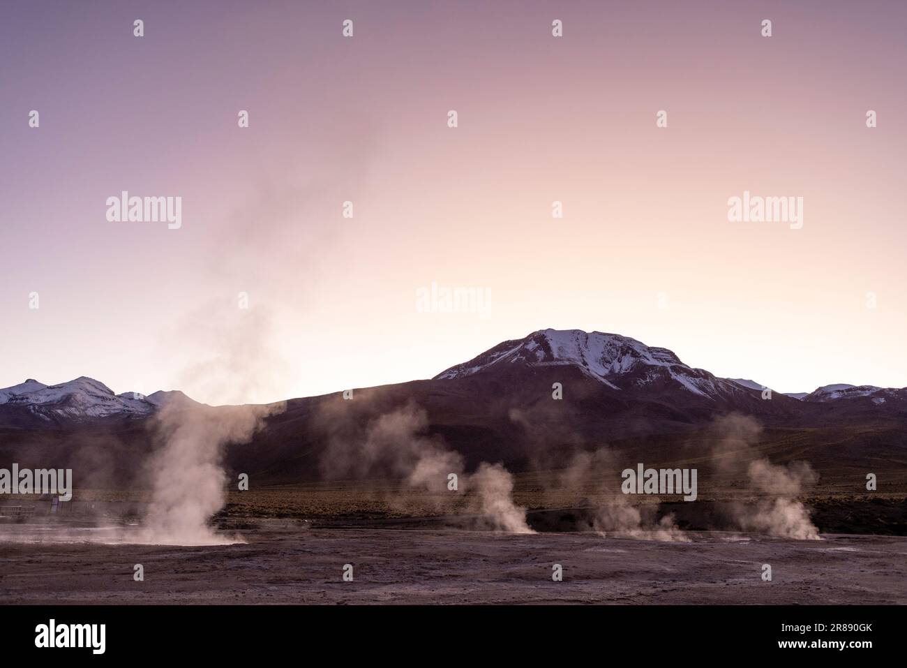 Exploring the fascinating geothermic fields of El Tatio with its ...