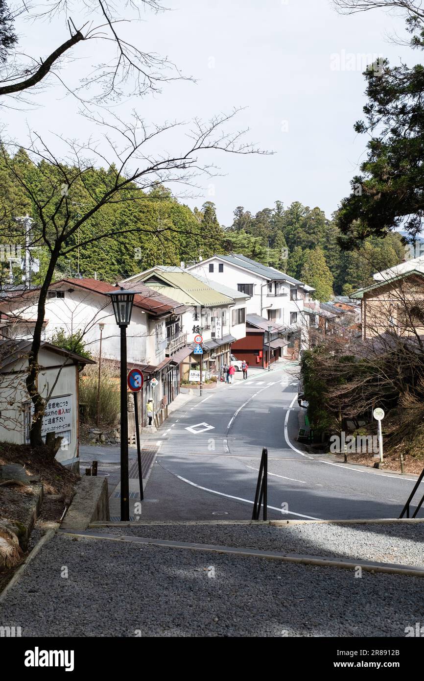 View towards the town from the Daimon Gate, Koyasan, Japan Stock Photo ...