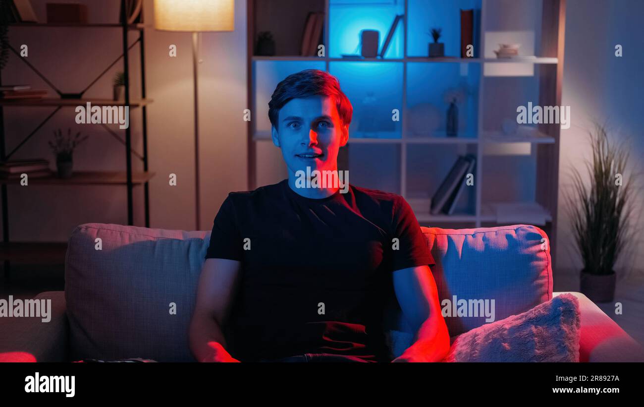 Shocked man facial expression puzzled guy clueless Stock Photo - Alamy