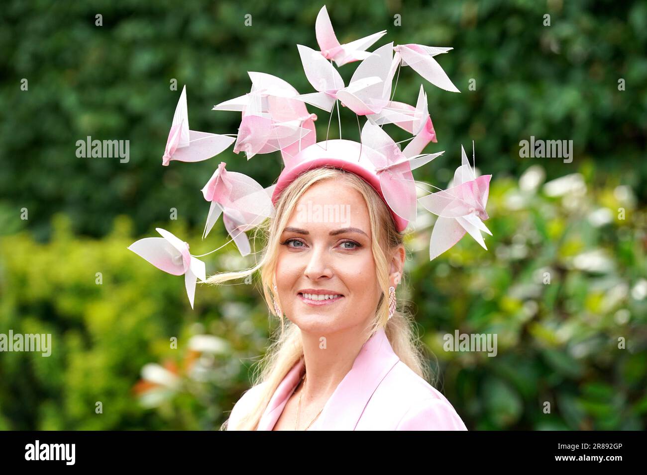 Alexandra bertram hi-res stock photography and images - Alamy