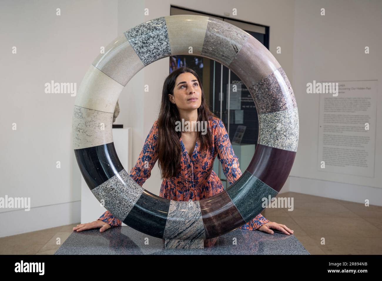 Torus sculpture hi-res stock photography and images - Alamy