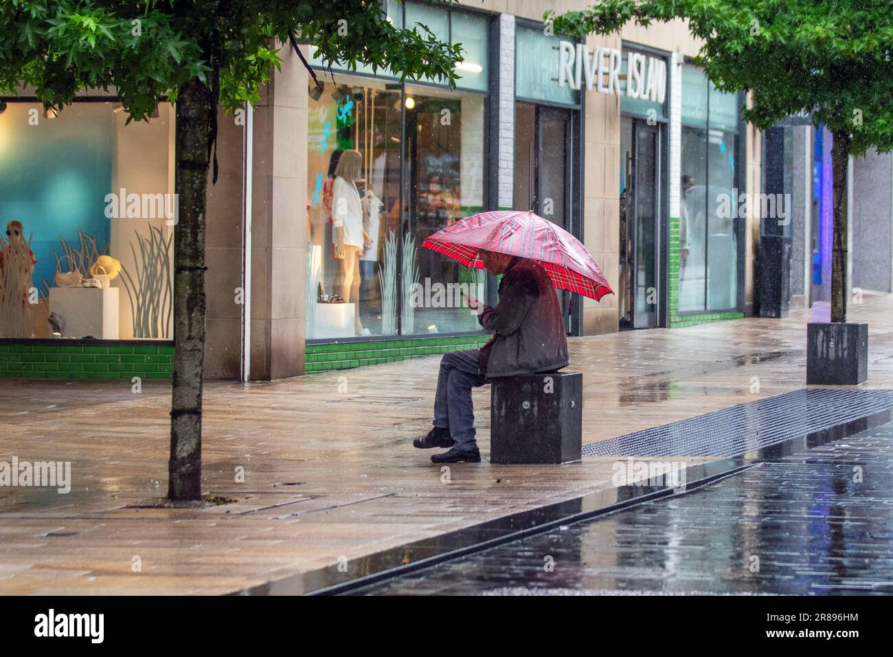 Preston, Lancashire. UK Weather, 20 Jun 2023. Heavy rain in the city ...