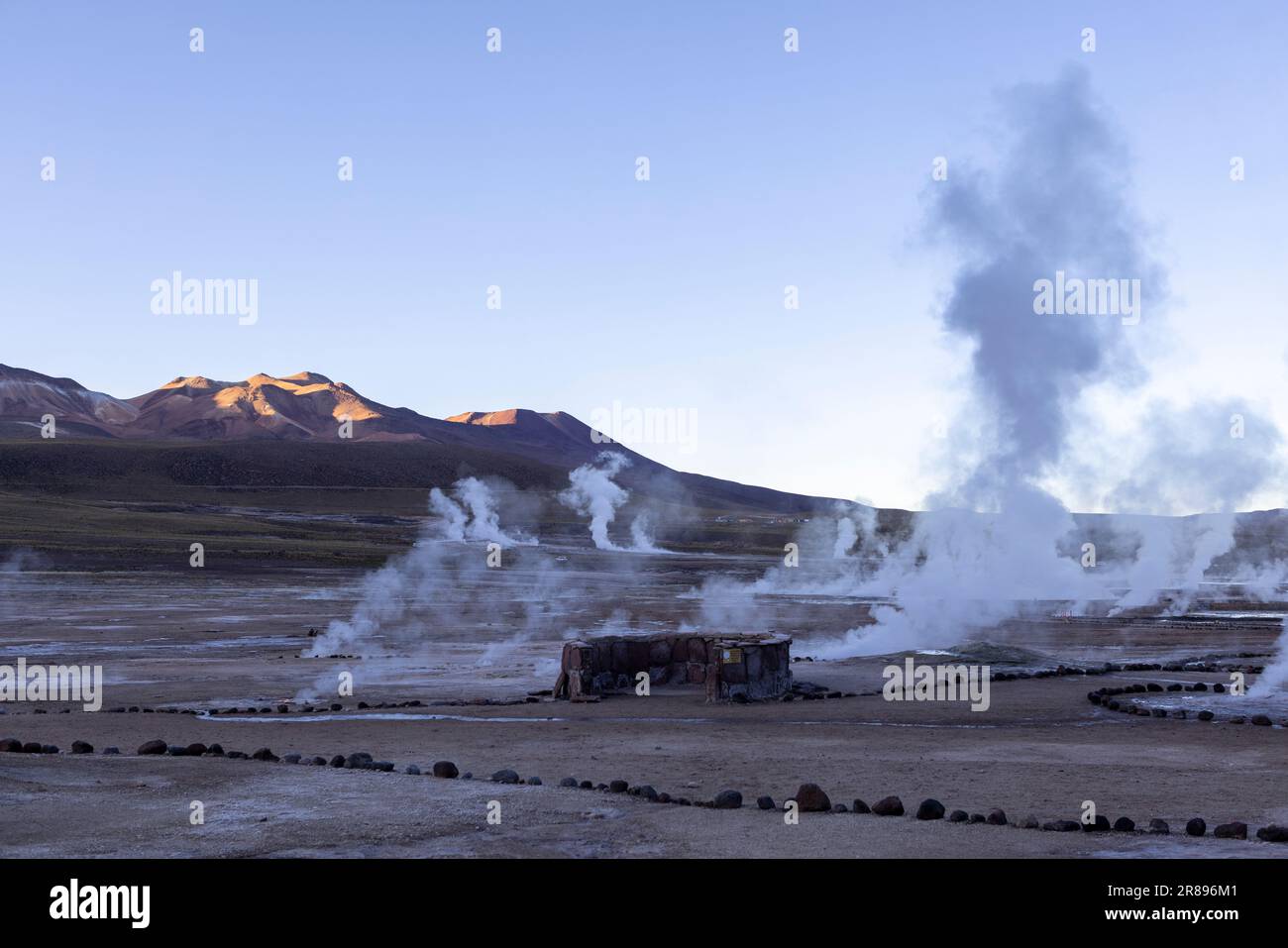 Exploring the fascinating geothermic fields of El Tatio with its ...