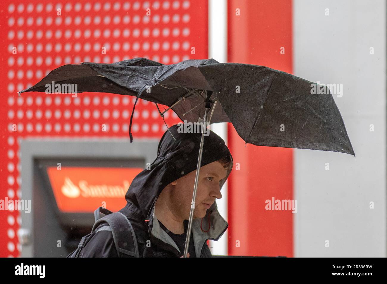 Preston, Lancashire. UK Weather, 20 Jun 2023. Heavy rain in the city ...