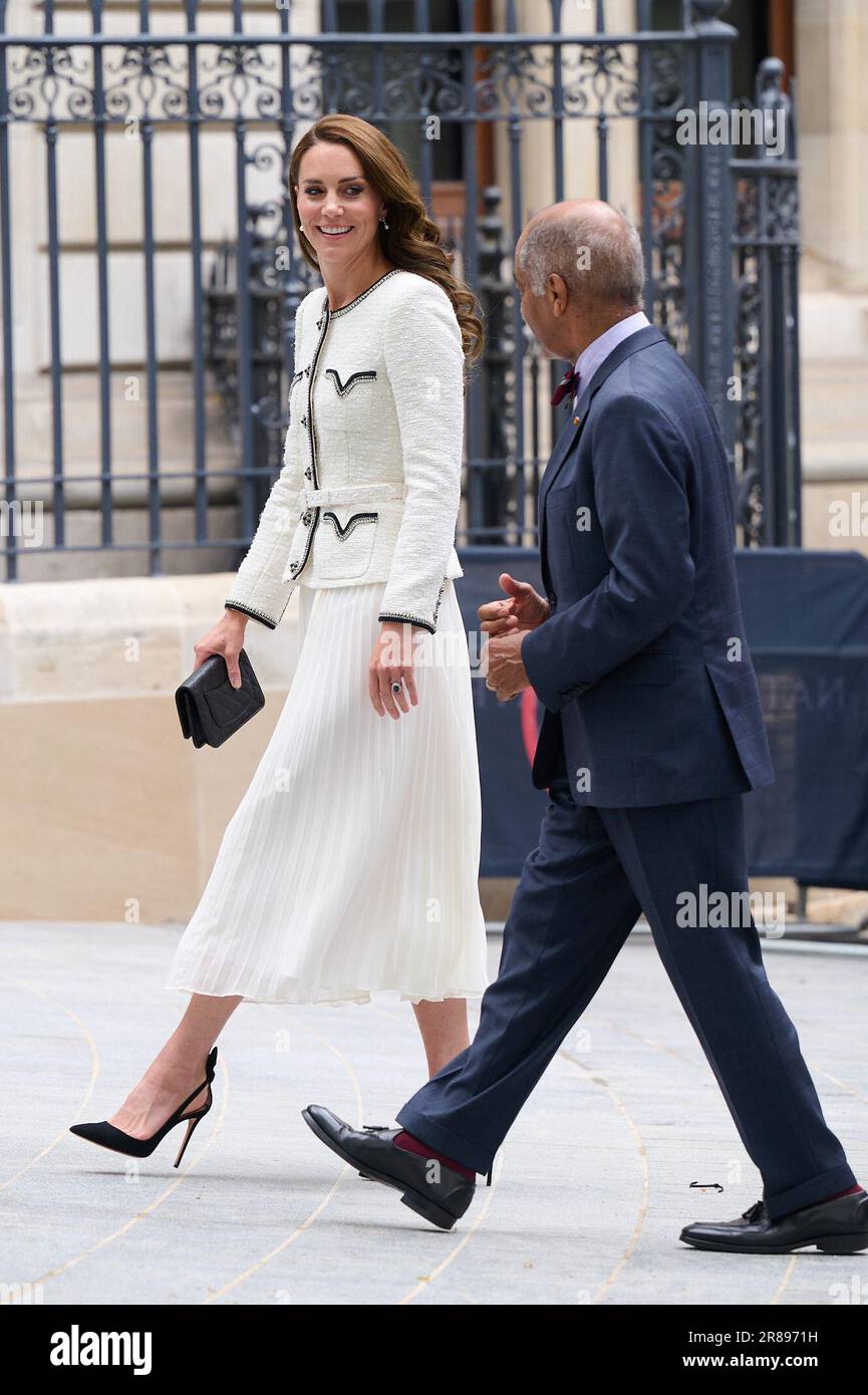 Princess catherine kate middleton headshot head shot hi-res stock ...