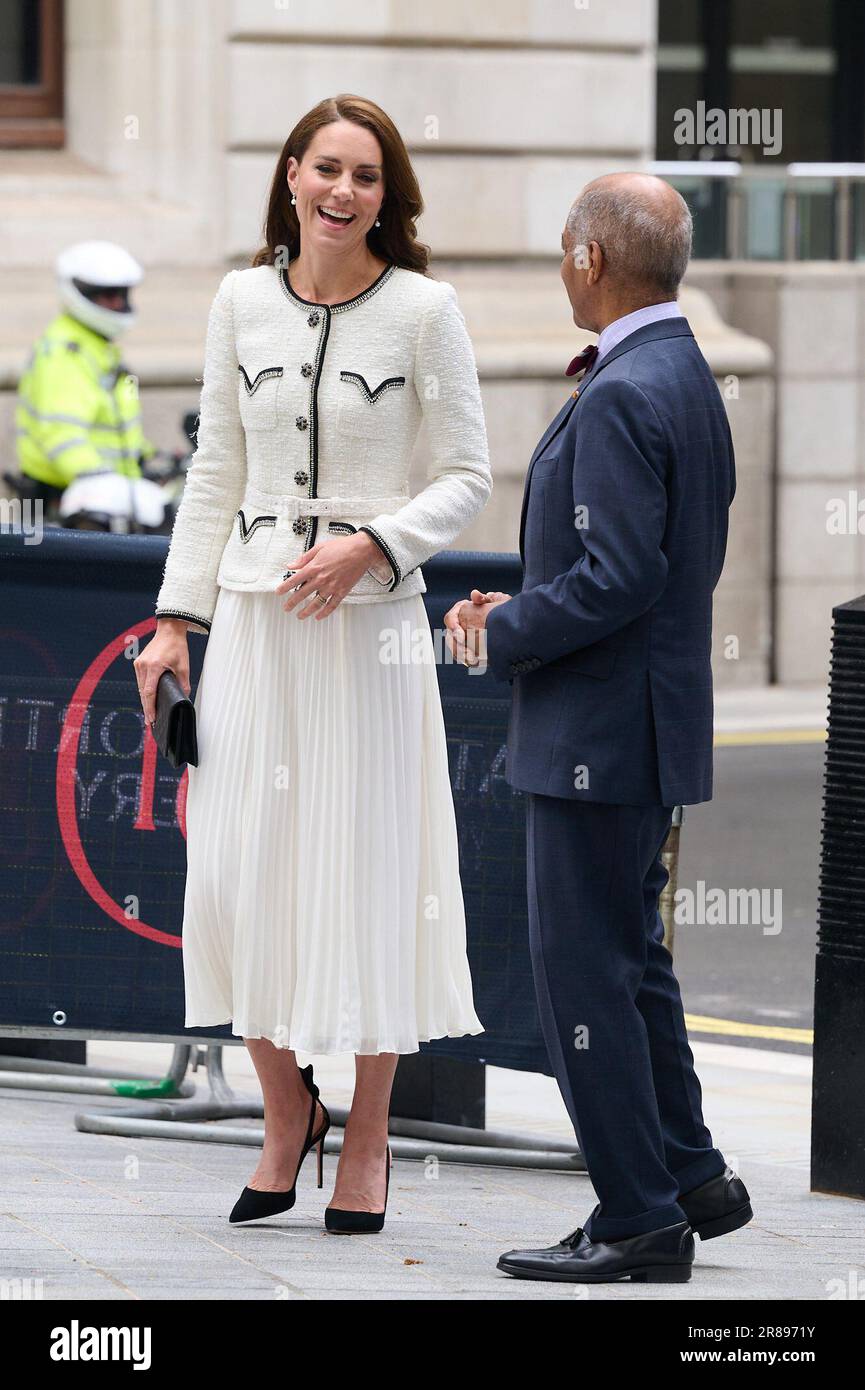 Princess catherine kate middleton headshot head shot hi-res stock ...