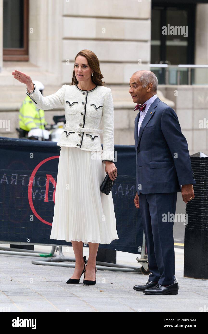 Princess catherine kate middleton headshot head shot hi-res stock ...