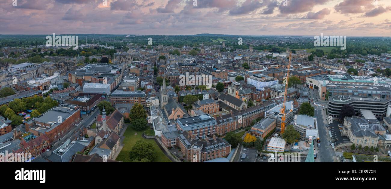 Aerial view over the city of Oxford with Oxford University Stock Photo ...