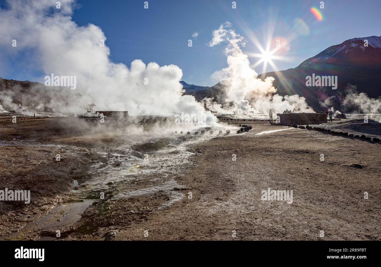 Exploring the fascinating geothermic fields of El Tatio with its ...