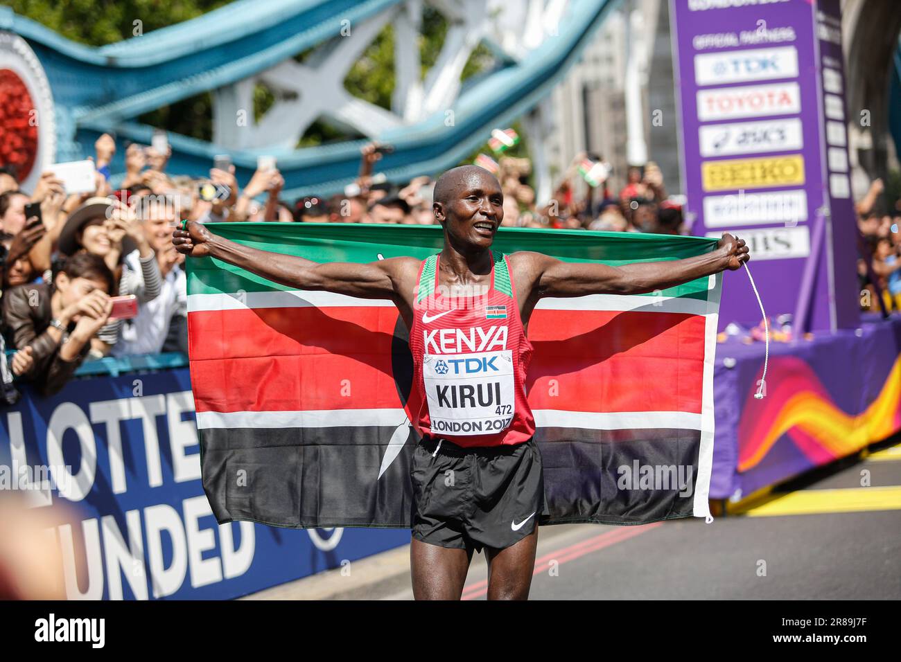 Geoffrey Kirui winning in the marathon at the World Athletics ...