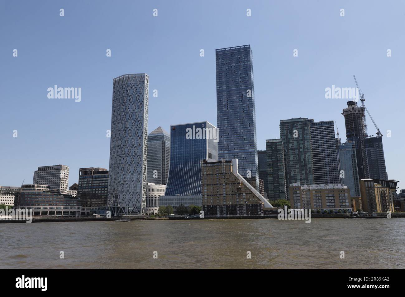 London docklands skyline including Newfoundland, Landmark Pinnacle and ...