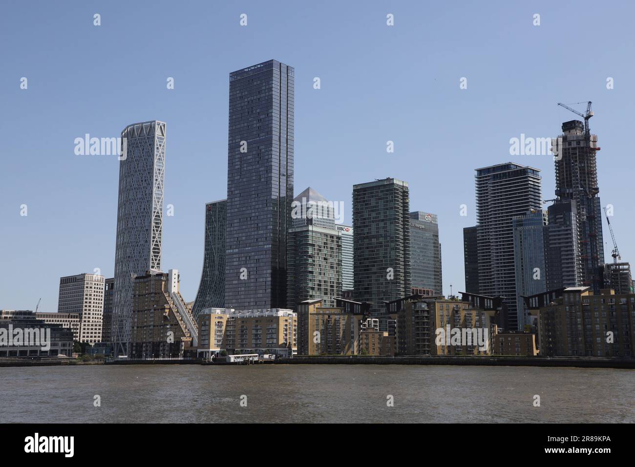 London docklands skyline including Newfoundland, Landmark Pinnacle and ...