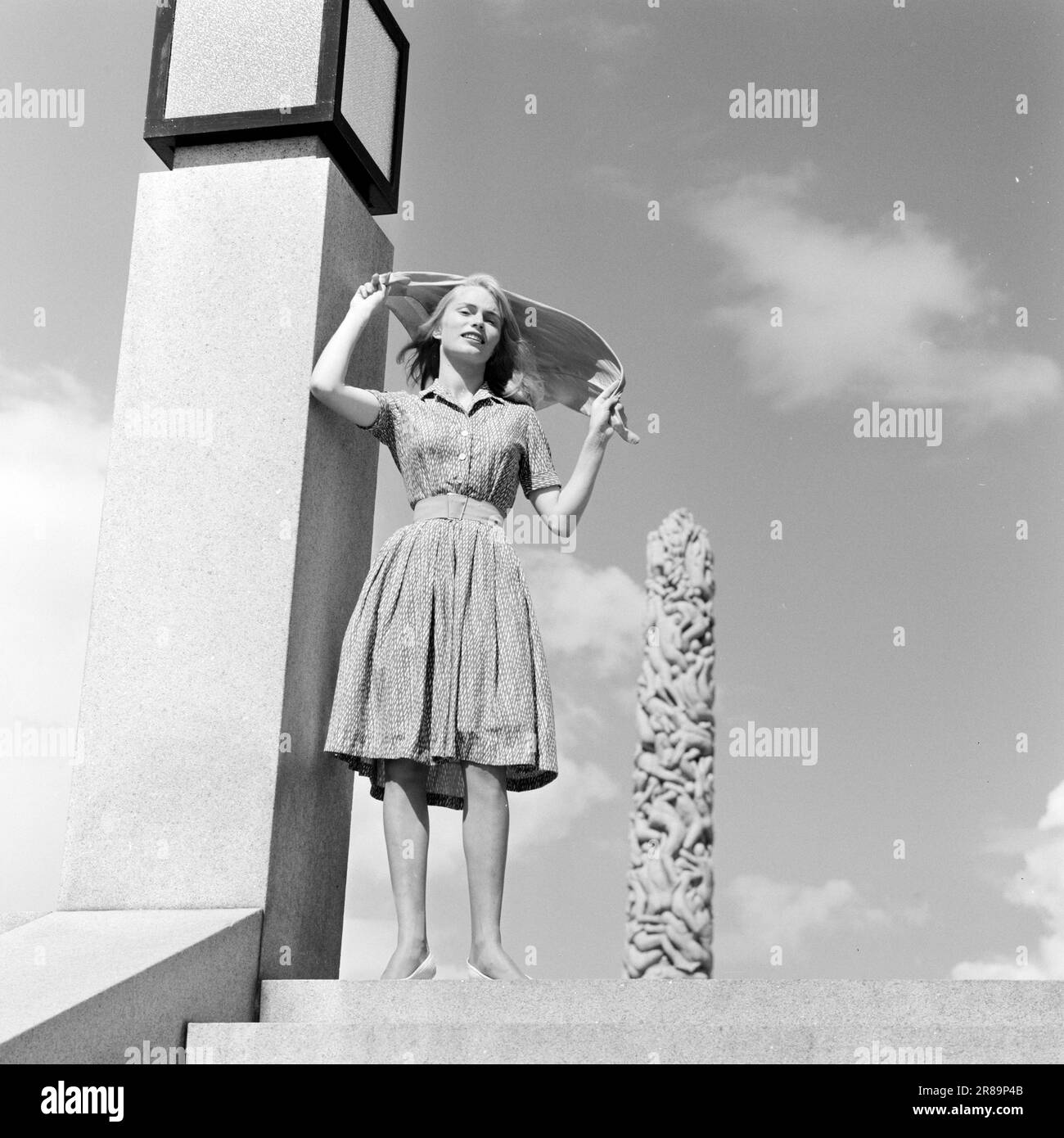 Actual 28-8-1960: Line from the monastery Margrete Robsahm, 18 years ...