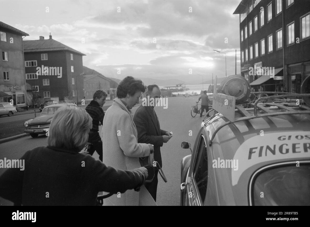 Current 45-9-1960 : They get a car on their fingerprint The run of luck ...