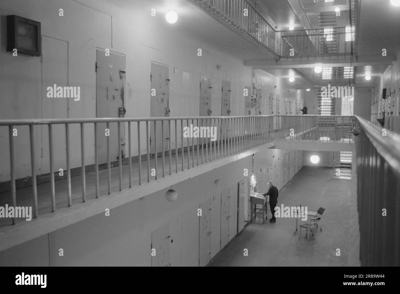 Actual 29 - 4 - 1974: A night in prisonOslo District Prison, Ward B, is ...