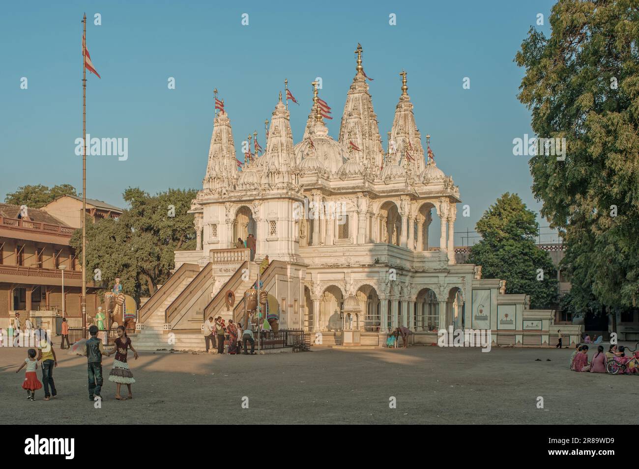 12 30 2008 Vintage BAPS Swaminarayan temple in Gondal,Saurashtra ...