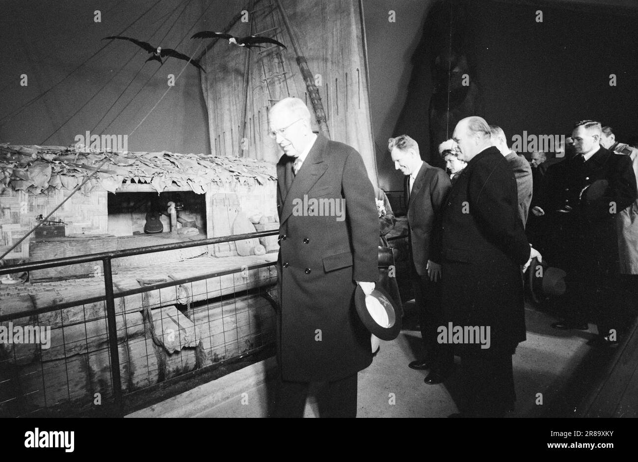 Current 15-2-1960: Majesties meet Vital Swedish royal couple on ...